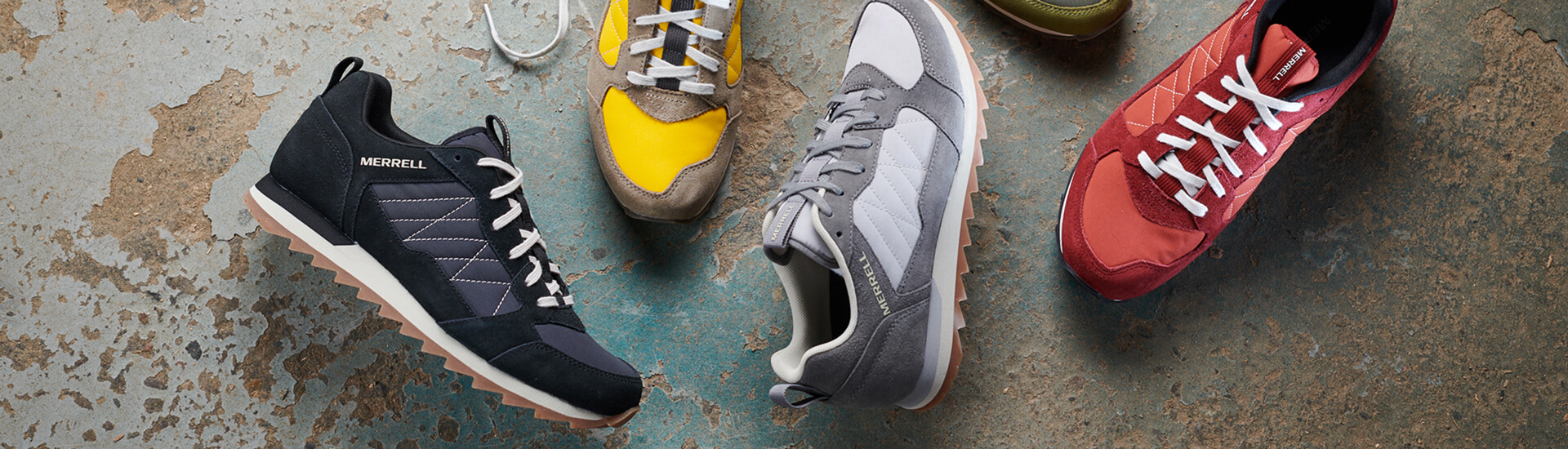 Outdoor Schuhe und Bekleidung zum Wandern und Trail Running | Merrell